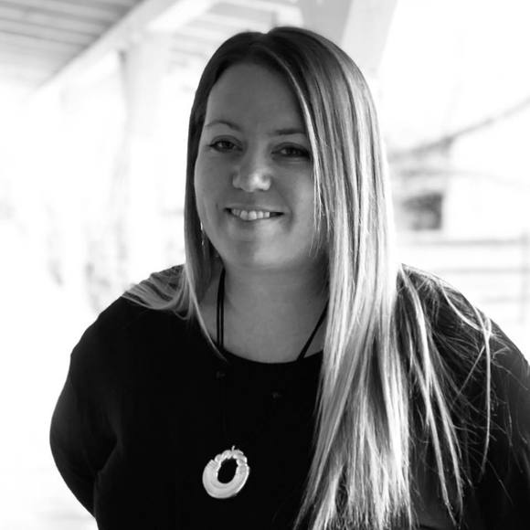 Molly's Closet (@mollyday1010) | Poshmark